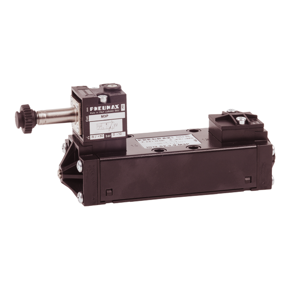 Pneumax 1012.52.3.6.M4P - 5/2 Techno Solenoid Differential Valve | pneumaticsystems